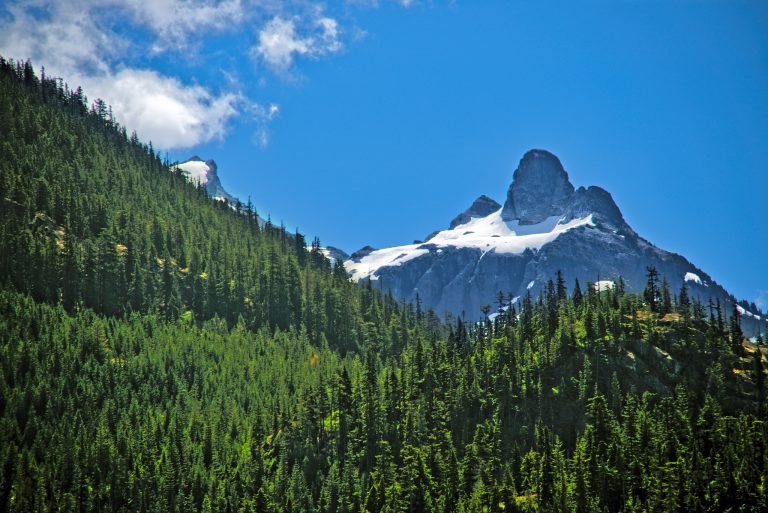 Two good reasons to visit Squamish | AwOiSoAk | Travel blog